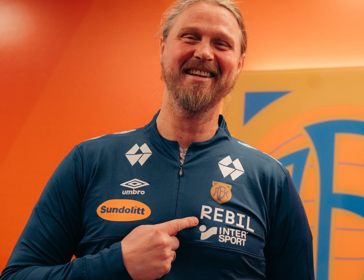Jonathan Parr med AaFK-avtale - RÅ24